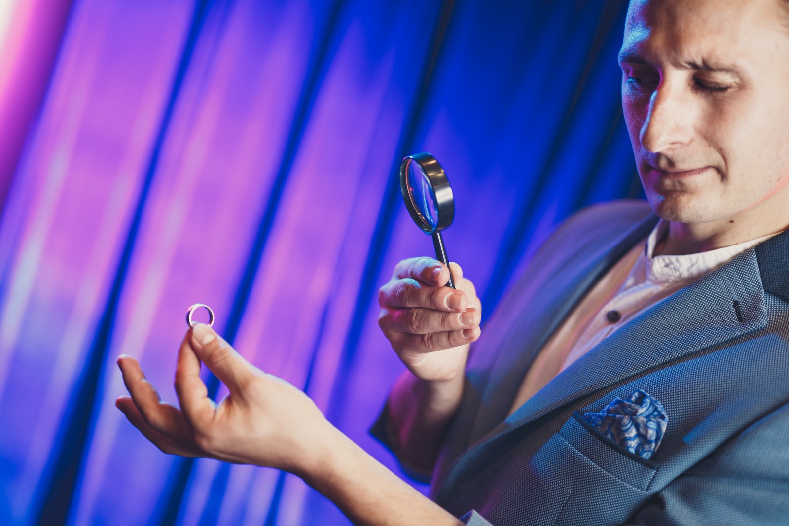 Iluzjonista dla Dzieci Profesjonalne Pokazy Magii ★ Mariusz Czajka